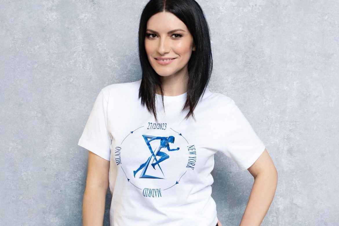 #Laura30, Pausini celebra i trent'anni di carriera e vola con Neos ...