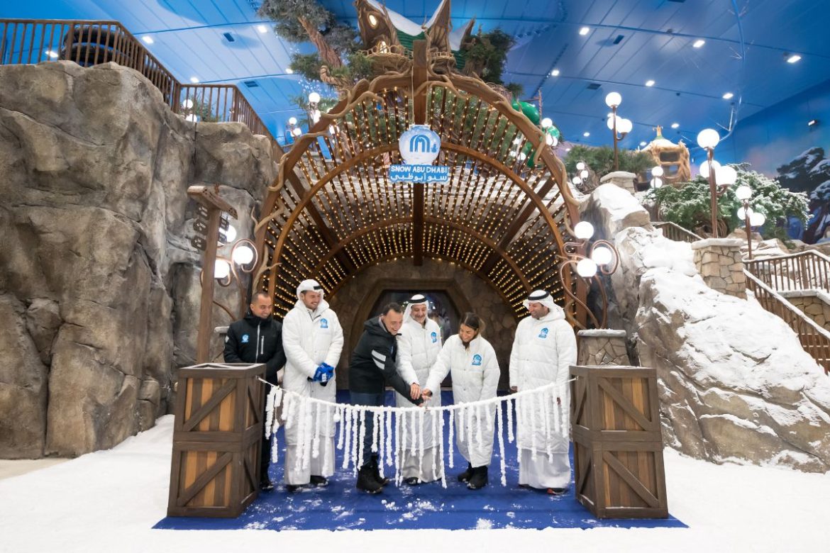 Sciare negli Emirati: apre al pubblico Snow Abu Dhabi - ViaggiOff